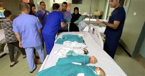 إجلاء 31 من الأطفال الخدج من مستشفى الشفاء في قطاع غزة التلفزيون العربي