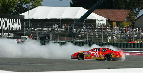 Rcr 50 Tbt Robby Gordon Seals The Deal At Sonoma
