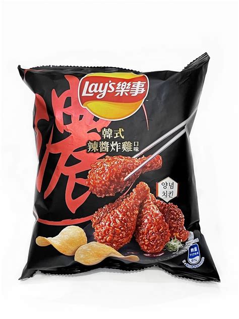 Review Lay s Potato Chips Korean Spicy Fried Chicken Flavor 乐事韩式辣酱炸鸡口味