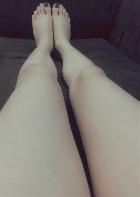 زوجیم ۳۰ و ۲۷ دنبال نفر سوم خارج از کشور عکس اثبات