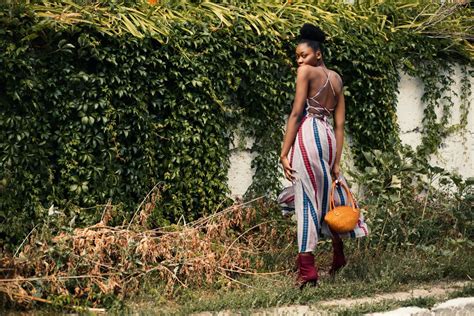 Fotos Gratis People In Nature C Sped Agua Barechested Rbol Verano Adaptaci N Planta