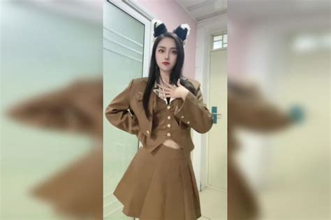 随着不断成长，你的圈子会变，该放手就放手，不要念旧了