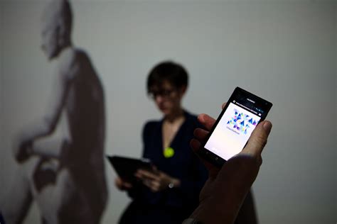 Urban Chat Room Communication System At The 2012 Venice Biennale