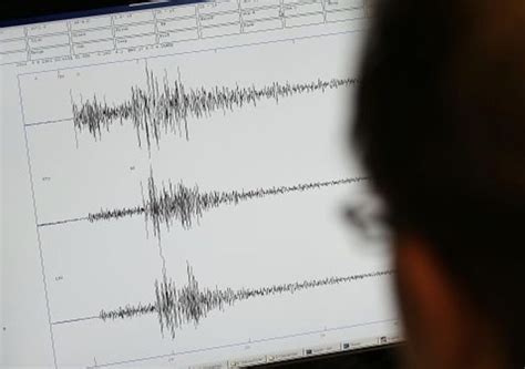 Forte Scossa Di Terremoto Di Magnitudo 3 2 Scuote I Campi Flegrei E