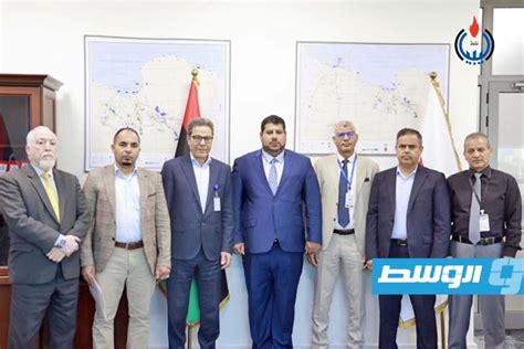 مؤسسة النفط الإدارة الجديدة لشركة الواحة تتسلم مهامها