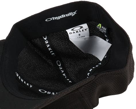 Si Black Flexfit Oakley Caps Uk