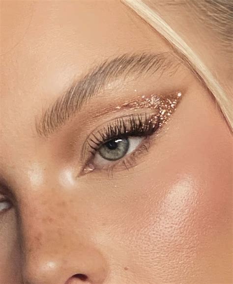Pin By Արաքս Դավթյան On Make Up In 2025 Eye Makeup Makeup Pictures