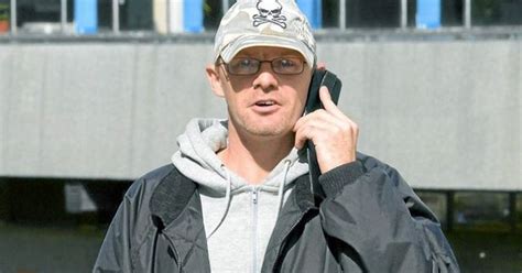 Inimaginabil Un Barbat S A Filmat In Timp Ce Facea Sex Cu O Iapa Si Cu Doi Caini Detaliile