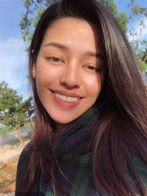 6 Potret Susan Sameh Tanpa Makeup Bukti Cantik Alami Hot