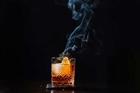 5가지 이하의 재료로 만들 수 있는 쉽고 맛있는 칵테일