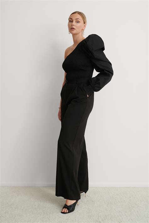 One Shoulder Puffy Sleeve Smocked Top Black Na