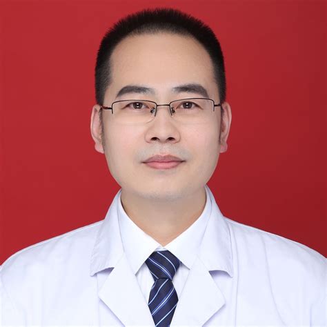 习惯午睡，近来在单位总是睡不着，躺下就心跳加速，无法放松，这种情况是间歇性的，时不时就会有一段时间这样。中午不睡下午就会头痛，没精神工作，整个人很烦躁。中午休息时间一般从1点到2点半，整整一个