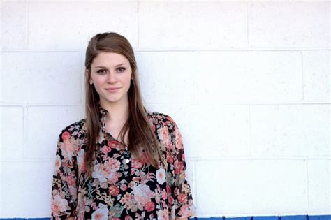 Lara Brookes Horny Babegirl