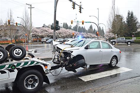 Crash Snarls Traffic In Walnut Grove Aldergrove Star