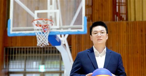 강양현 3x3 남자농구 국가대표 감독 Kia 승리 기원 시구한다