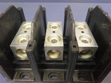Buy Eaton Bussman 16303 3 Power Distribution Block 310a 3p 6awg 350 Mcm 600v Online At Lowest