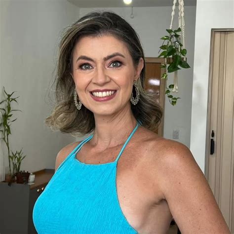 Mirella Mirelladestefani • Threads Say More