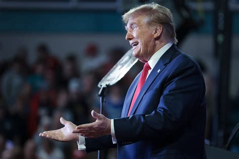 Fox News Host Confronts Republican Senator Over Trumps ‘brainwashing