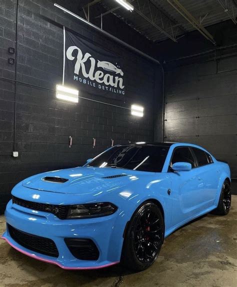 𝐜𝐞𝐜𝐞𝐭𝐡𝐞𝐥𝐢𝐛𝐫𝐚 📿 Dodge Charger Hellcat In Blue Cyan Hellcat Hellcat