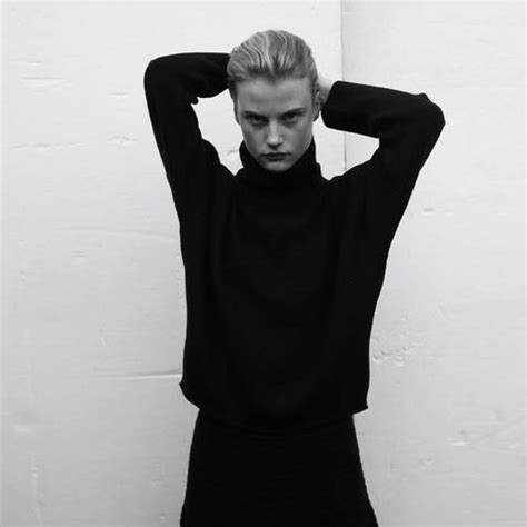 Molli Paris Molli Instagram Foto S En Video S Cardigan Coat Coat Dress Jacket