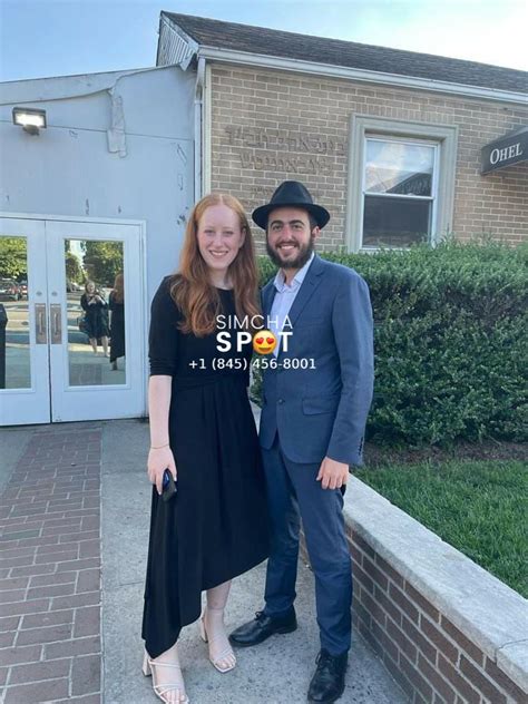 Engagement Of Fayga Karp To Mendy Kaprow Simcha Spot