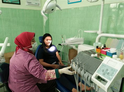 Pemeriksaan Kesehatan Gigi Pada Ibu Hamil Puskesmas Bareng