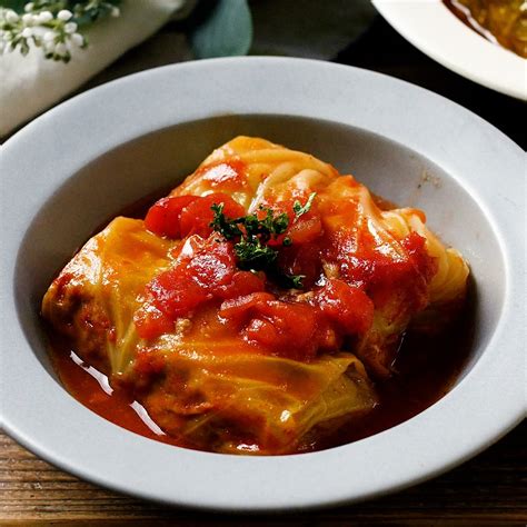 トマト缶で！ロールキャベツのトマト煮込み Macaroni