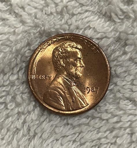 Weird Excess Of Material On This Penny The Lib Seems To Be Partially