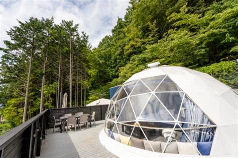 山梨に“180度富士山を臨むグランピング施設”登場！ ホテルクオリティの充実した設備 Portalfield