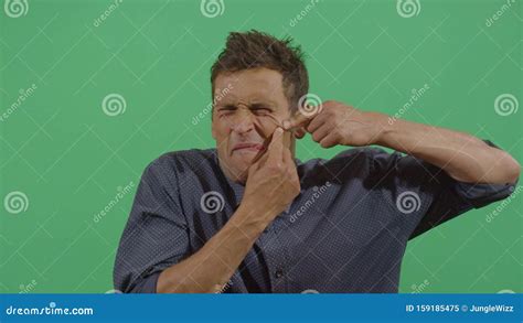 Adult Man Pimple Popping Stock Video Video Of Bathroom 159185475