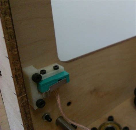Free 3d File Makerbot Cupcake Limit Switch Mount・3d Printer Design To