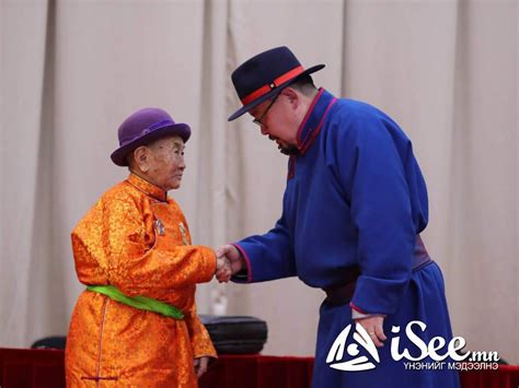 Г Занданшатар Хөдөө аж ахуйд суурилсан өрхийн үйлдвэрлэлийг хөгжүүлснээр экспортын