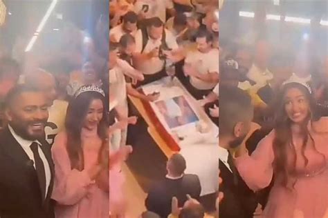 تامر حسني يحتفل بعيد ميلاده وخطوبته على هنا الزاهد في ريستارت
