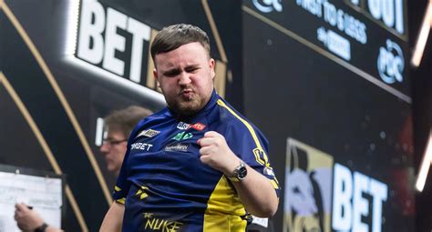 Video Luke Humphries Hits First 9 Darter Of 2025 Premier League Darts