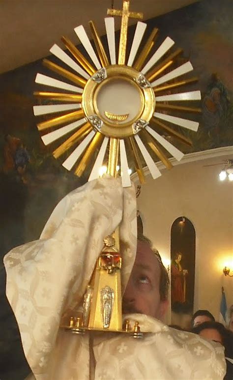 Parroquia El Salvador Arquidiocesis De Tucuman La Que Aplasta La Serpiente
