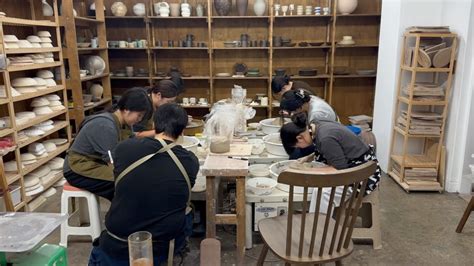 리노바 도자공방 도자기클래스•취미반•원데이클래스 접시만들기 체험 얼마 안남은 크리스마스🎄 리노바 풀노바에서는 너무 특별한 첫번째 크리스마스 ️ 크리스마스 당일에도