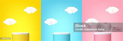 노란색 파란색 및 분홍색의 현실적인 3d 실린더 스탠드 연단의 세트는 흰색 구름이 날아갑니다 추상 벡터 렌더링 기하학적 형태 파스텔 최소 장면 쇼케이스 모형 제품 전시 무대