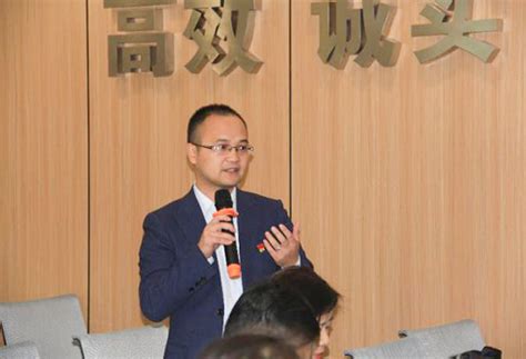 新疆多家直属律师事务所党支部莅临国浩乌鲁木齐开展规范党支部观摩交流活动 国浩律师事务所