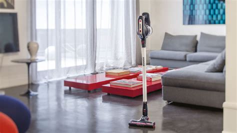 Обзор вертикального аккумуляторного пылесоса Hoover H-Free HF18DPT 019