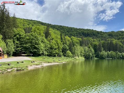 Lacul Sfânta Ana Obiective turistice de văzut și vizitat