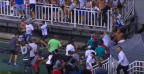 Brusque e Avaí são punidos por briga generalizada nas semis do