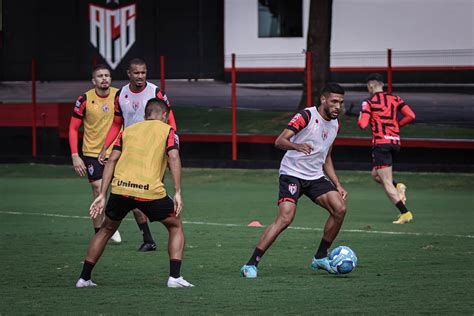 Atlético Go Tem Dúvidas E Uma Baixa Confirmada Para Encarar O Tombense