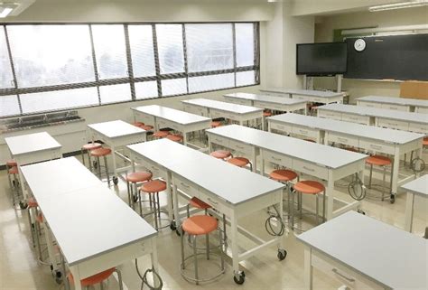 豊島岡女子学園中学校の施設・設備「本校舎」｜豊島岡女子学園中学校｜【中学図鑑 ラコモ】