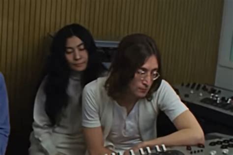 Feminista En Falta Yoko Ono 50 Años De Una Bruja Inventada Infobae