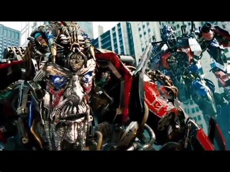 Transformers Dark Of The Moon Optimus Prime Vs Sentinel Prime
