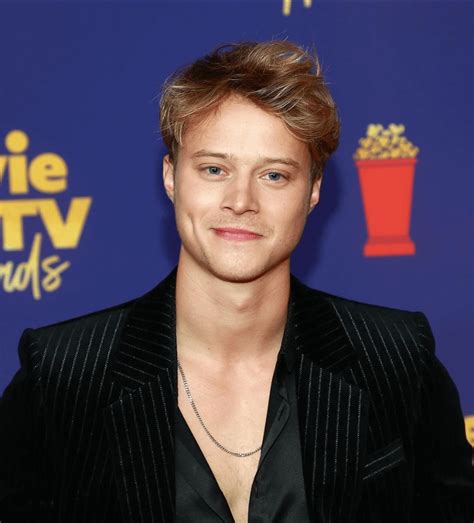 Shatter Me Aaron Warner Fan Cast R Yalit