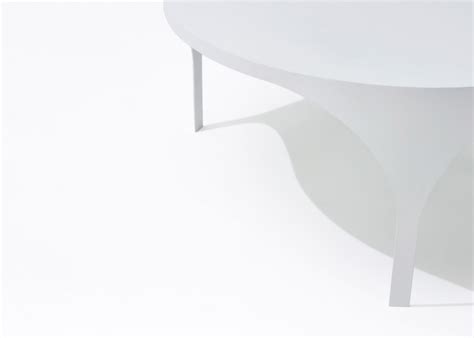 Boardgrove Architects Designs Tables With Opposite Shapes