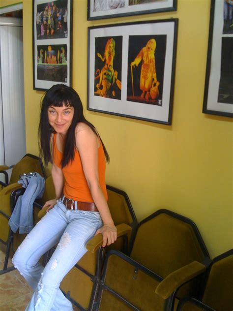 Pictures Of Anelia Dyoulgerova