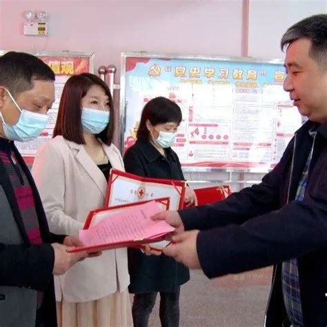 应对疫情丨我县卷烟零售商为抗击疫情捐赠7万余元物资防控工作一线
