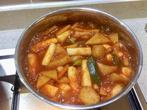 국물에 콕콕 찍어 먹는 재미